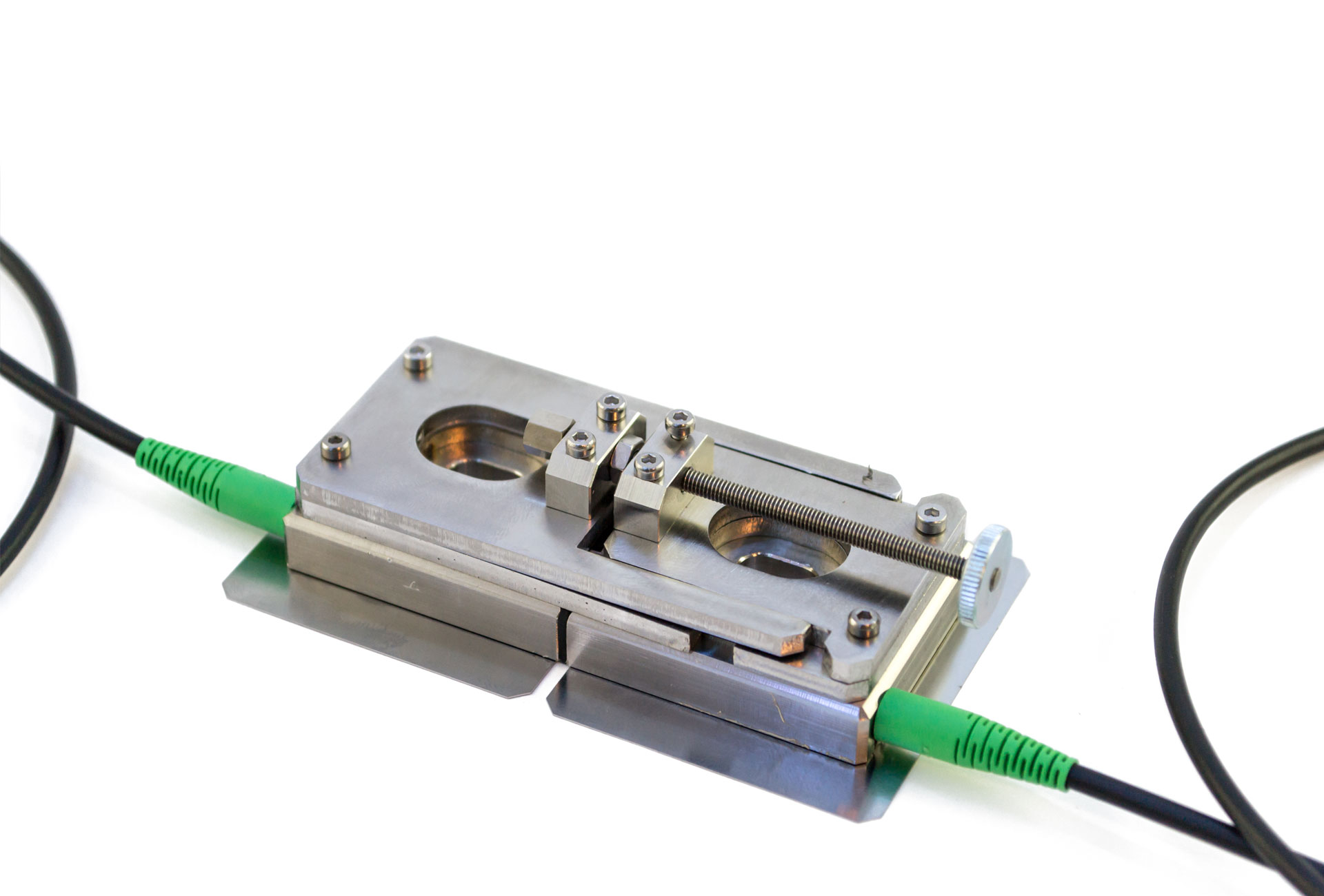 SWS-02 Spot weldable strain sensor - Sylex